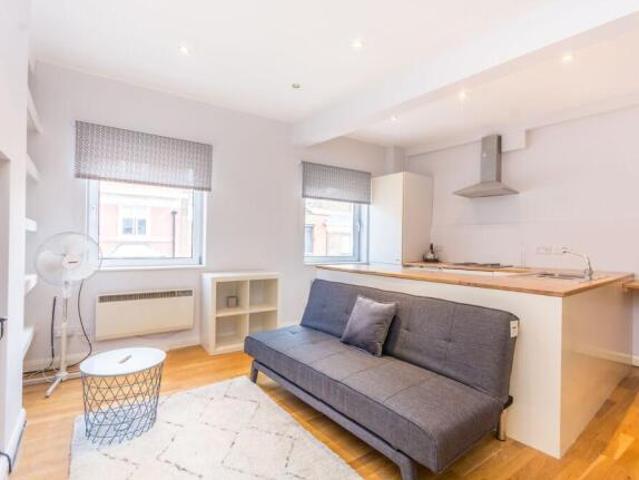 1 bedroom flat for rent in Blandford Street, Marylebone, London, W1U