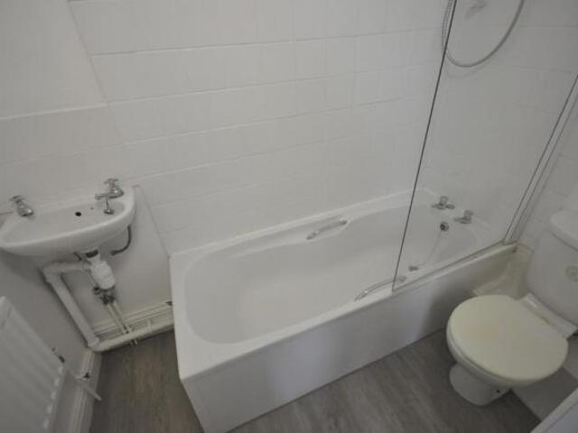 1 bedroom flat for rent in Blenheim Terrace, University, Leeds LS2 9HD, LS2