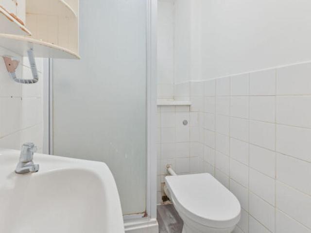 1 bedroom flat for rent in Blenheim Grove, Peckham Rye, London, SE15