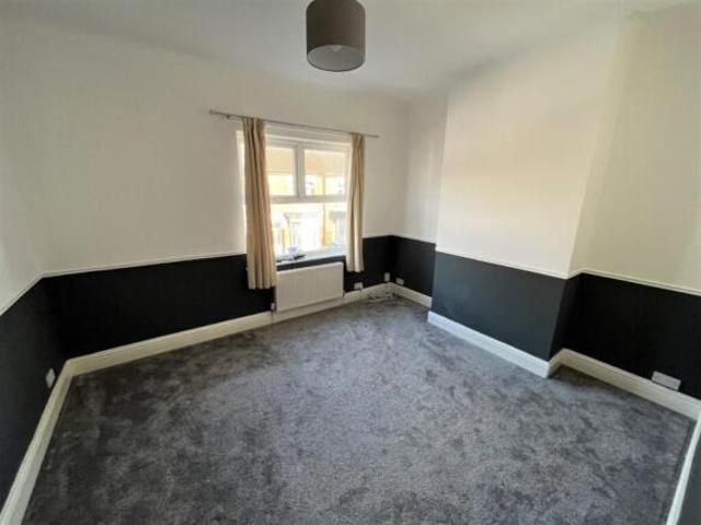 1 bedroom flat for rent in Broughton Avenue, Bentley, DN5