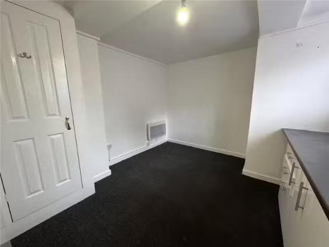 1 bedroom flat for rent in Broad Street, Coventry, West Midlan.