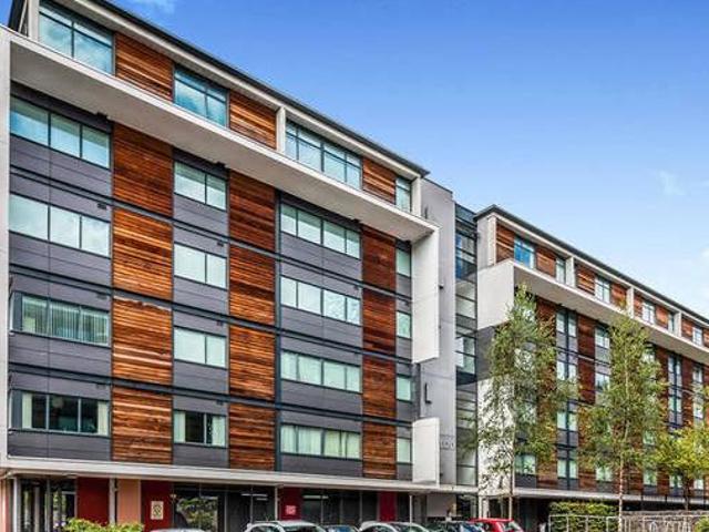 1 bedroom flat for rent in Broadway Salford M50