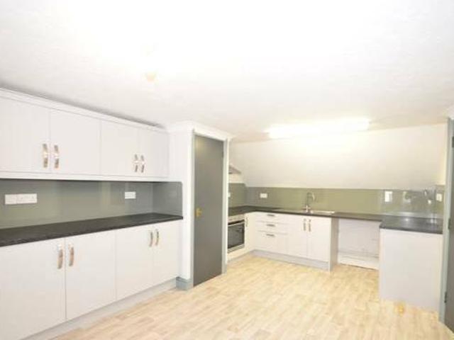 1 bedroom flat for rent in Broadway Sheerness ME12