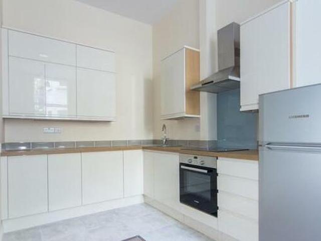 1 Bedroom Flat For Rent In Brook Green, London