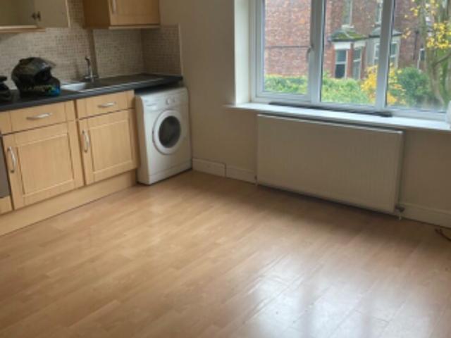 1 bedroom flat for rent in Brook Road, Manchester, M14