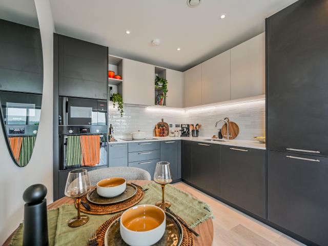 1 Bedroom Flat for Rent in Brook Road | Foxtons