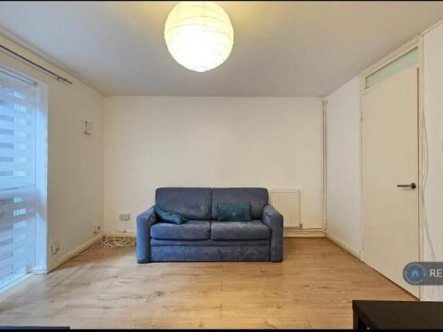 1 bedroom flat for rent in Brookes Court, London, EC1N