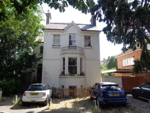 1 bedroom flat for rent in Brookfield, Newnham Walk, Cambridge.