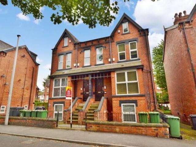 1 bedroom flat for rent in Brookfield Avenue, Leeds, LS8