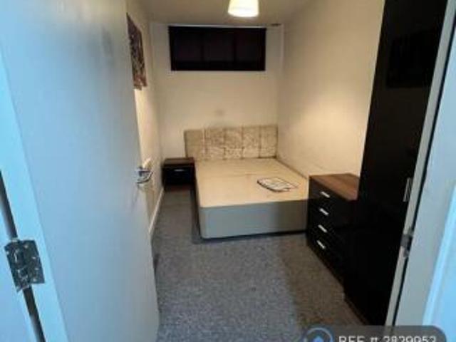1 bedroom flat for rent in Bradford, BD1