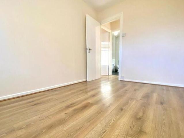 1 bedroom flat for rent in Braemar Gardens, SL1