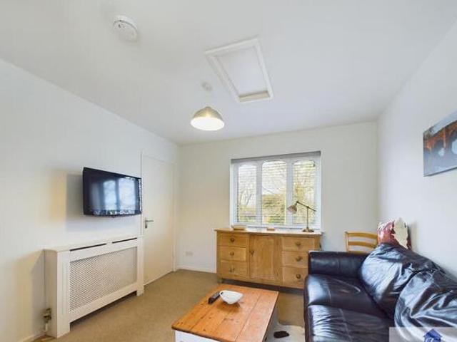 1 Bedroom Flat For Rent In Bredons Norton