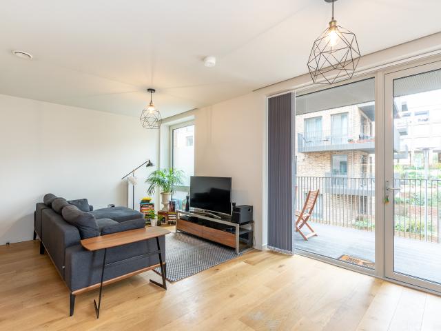 1 Bedroom Flat for Rent in Brentford | Foxtons