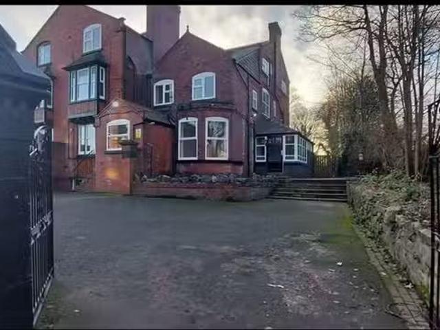 1 bedroom flat for rent in Brentwood, Bury, BL9
