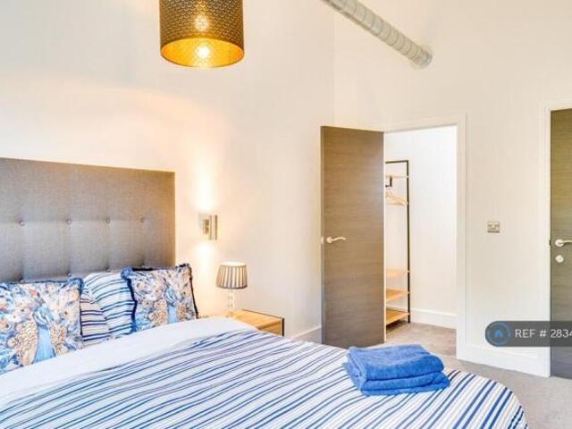 1 bedroom flat for rent in Britannia Road, Huddersfield, HD3