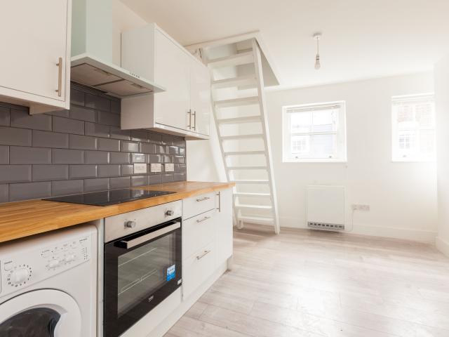 1 Bedroom Flat for Rent in Brick Lane, E1 | Foxtons