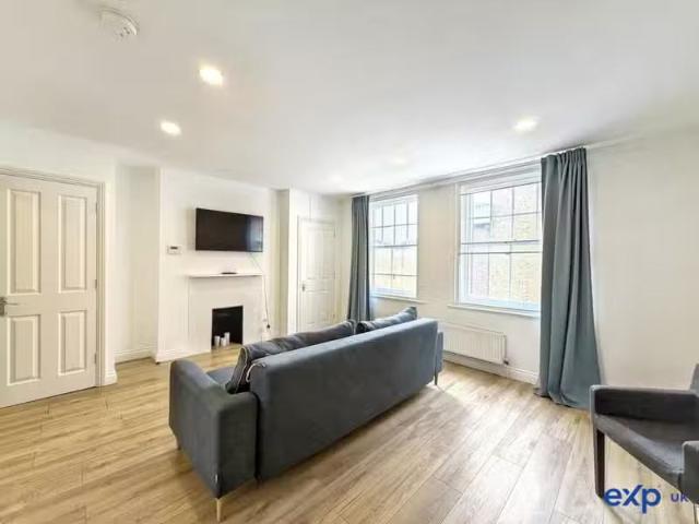 1 bedroom flat for rent in Brick Lane, London, Greater London.