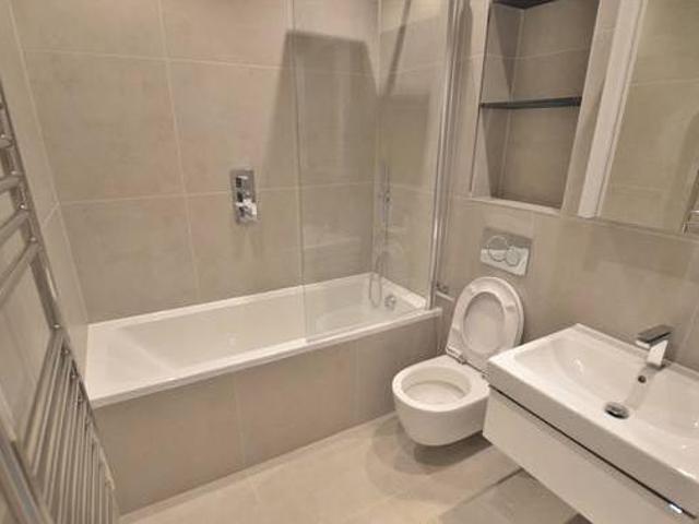 1 bedroom flat for rent in Brickfield Court Slough SL1