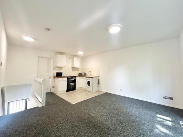 1 bedroom flat for rent in Bridgeway, New Bradwell, MK13