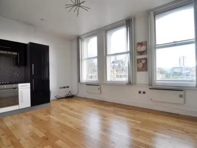 1 bedroom flat for rent in Bridge Street, Bradford, BD1