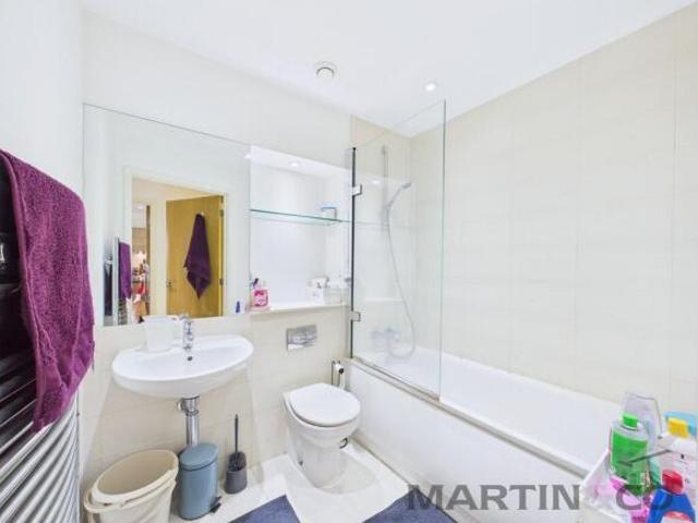 1 bedroom flat for rent in Brunswick House, Queen Street, PO1