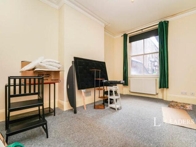 1 bedroom flat for rent in Brunswick Road, GL1