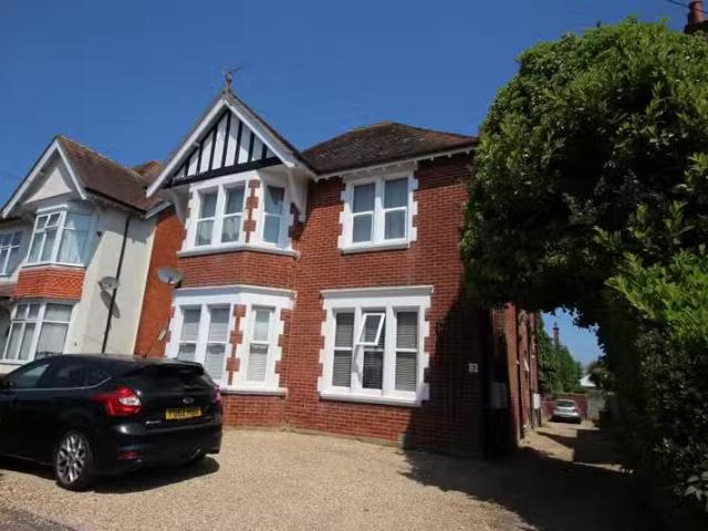 1 bedroom flat for rent in Bryanstone Road, Winton, Bournemout.