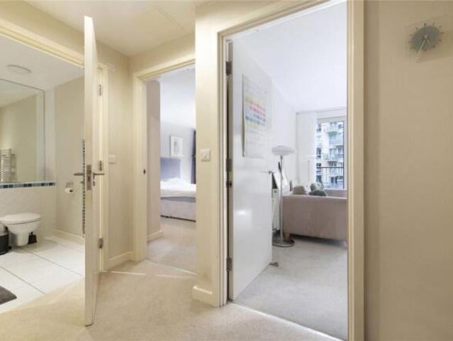 1 bedroom flat for rent in Buckler Court, Holloway Road, N7