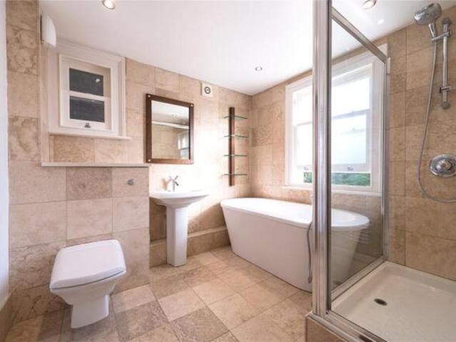 1 bedroom flat for rent in Burlington Road, Chiswick, W4