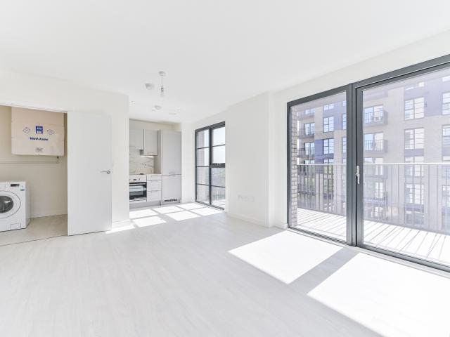 1 Bedroom Flat for Rent in Burlington Road | Foxtons