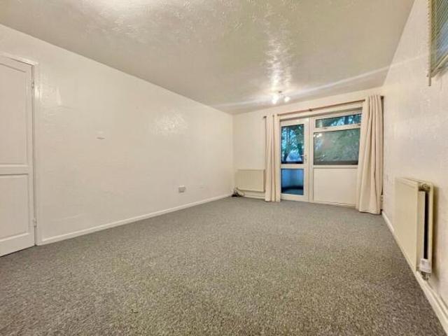 1 bedroom flat for rent in Bussey Road, NR6
