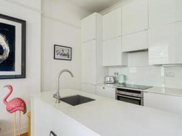 1 bedroom flat for rent in Cambridge Gardens, North Maida Vale, London, NW6