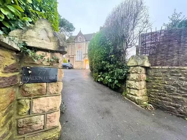 1 bedroom flat for rent in Cambridge Road, Clevedon, BS21