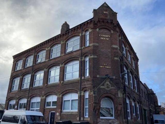 1 bedroom flat for rent in Camden House OL6