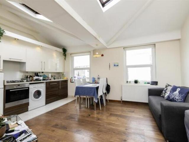1 bedroom flat for rent in Camden High Street, NW1