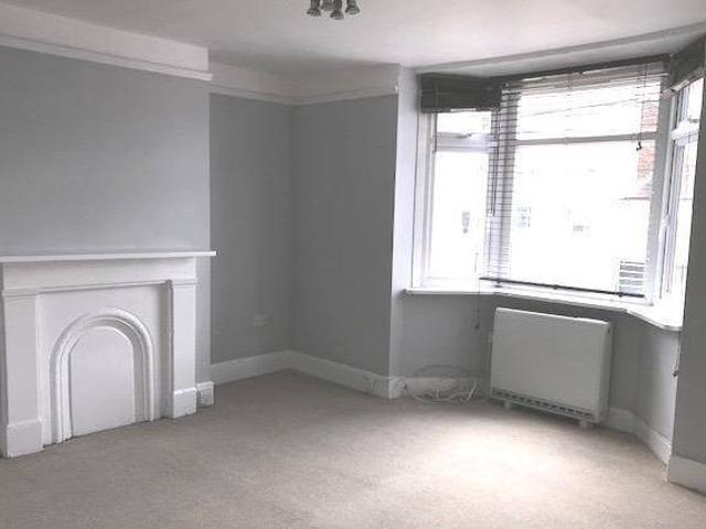 1 bedroom flat for rent in Camden Road Tunbridge Wells TN1
