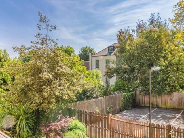 1 bedroom flat for rent in Camden Road, Islington, London, N7