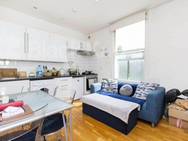 1 bedroom flat for rent in Camden Road, Islington N7