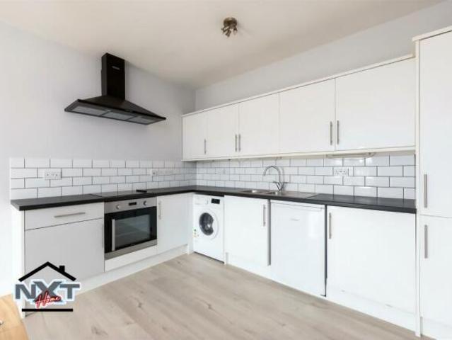 1 bedroom flat for rent in Canterbury Road, London, E10