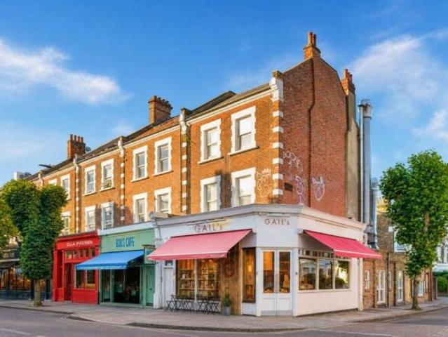 1 bedroom flat for rent in Canterbury Road, NW6