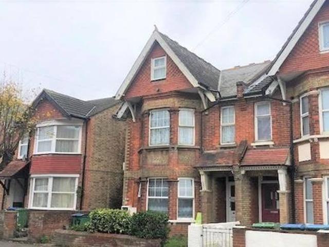 1 bedroom flat for rent in Canada Grove Bognor Regis PO21