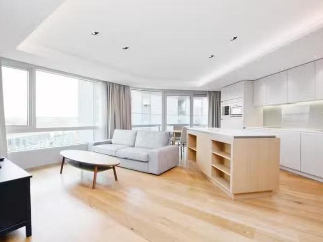 1 bedroom flat for rent in Canaletto Tower, City Road, Islingt.