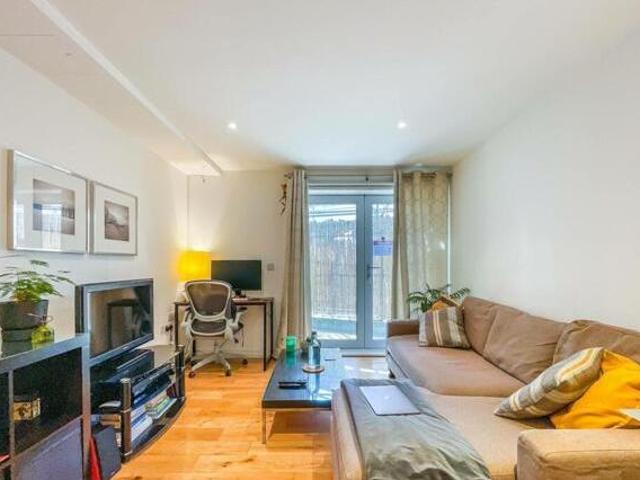 1 Bedroom Flat For Rent In Canary Wharf, London