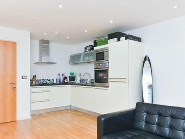 1 Bedroom Flat For Rent In Canary Wharf, London