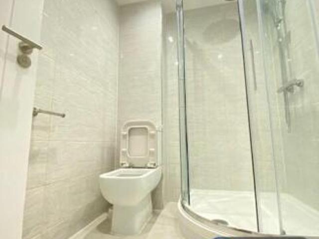 1 bedroom flat for rent in Canberra Rd, West Ealing, W13