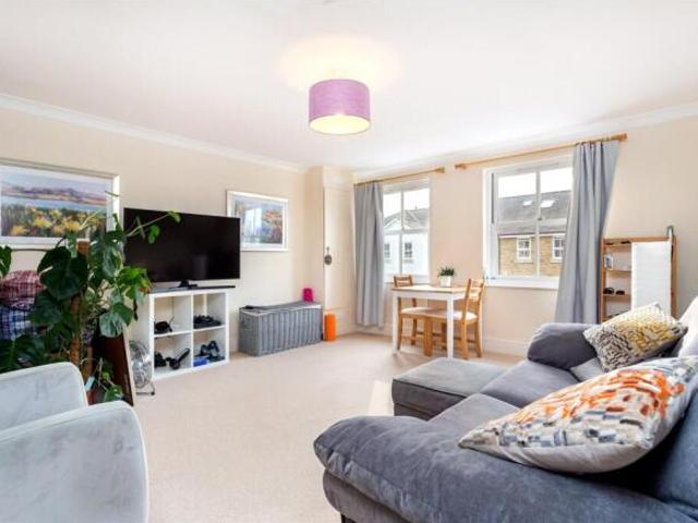 1 bedroom flat for rent in Candler Mews, Amyand Park Road, Twickenham, Middlesex, TW1