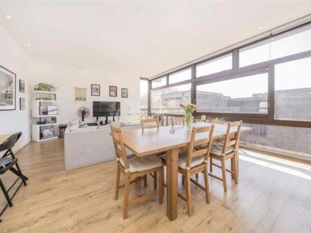 1 bedroom flat for rent in Cabanel Place, Kennington, SE11