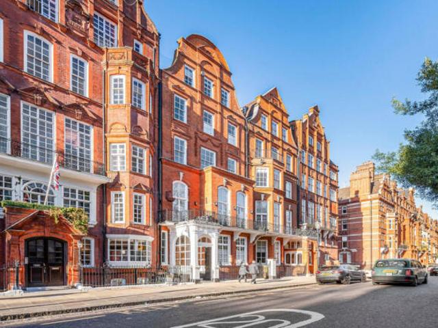 1 bedroom flat for rent in Cadogan Square, London, SW1X