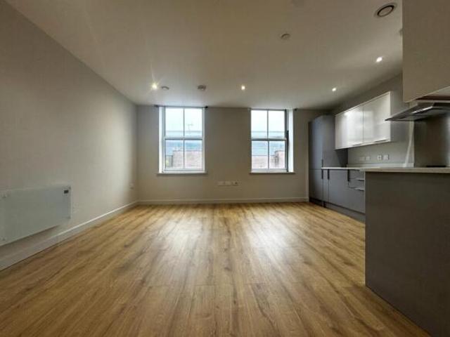 1 bedroom flat for rent in Calverley House, TN1