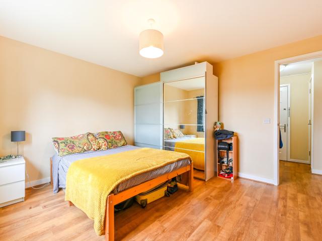1 Bedroom Flat for Rent in Caledonian Road | Foxtons
